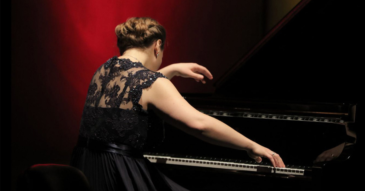 Maria Nemtsova — Concert pianist